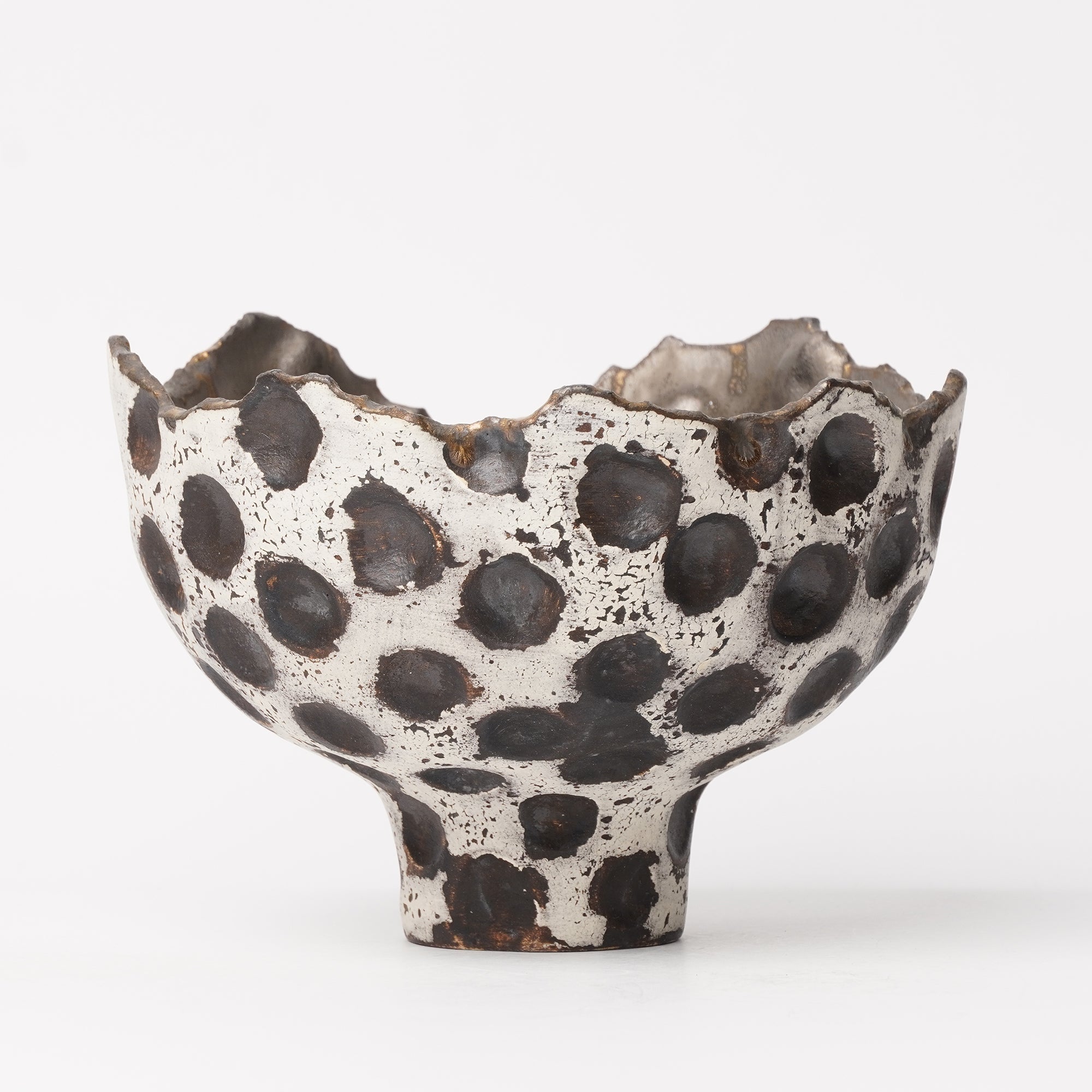 Nobuko Konno Bowl – Art on The Table